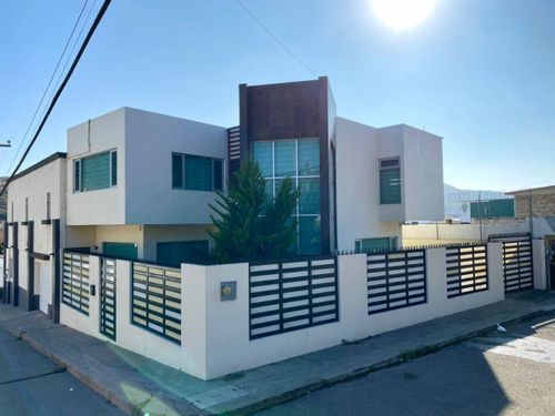Casa en Venta en Ampliación Moderna
